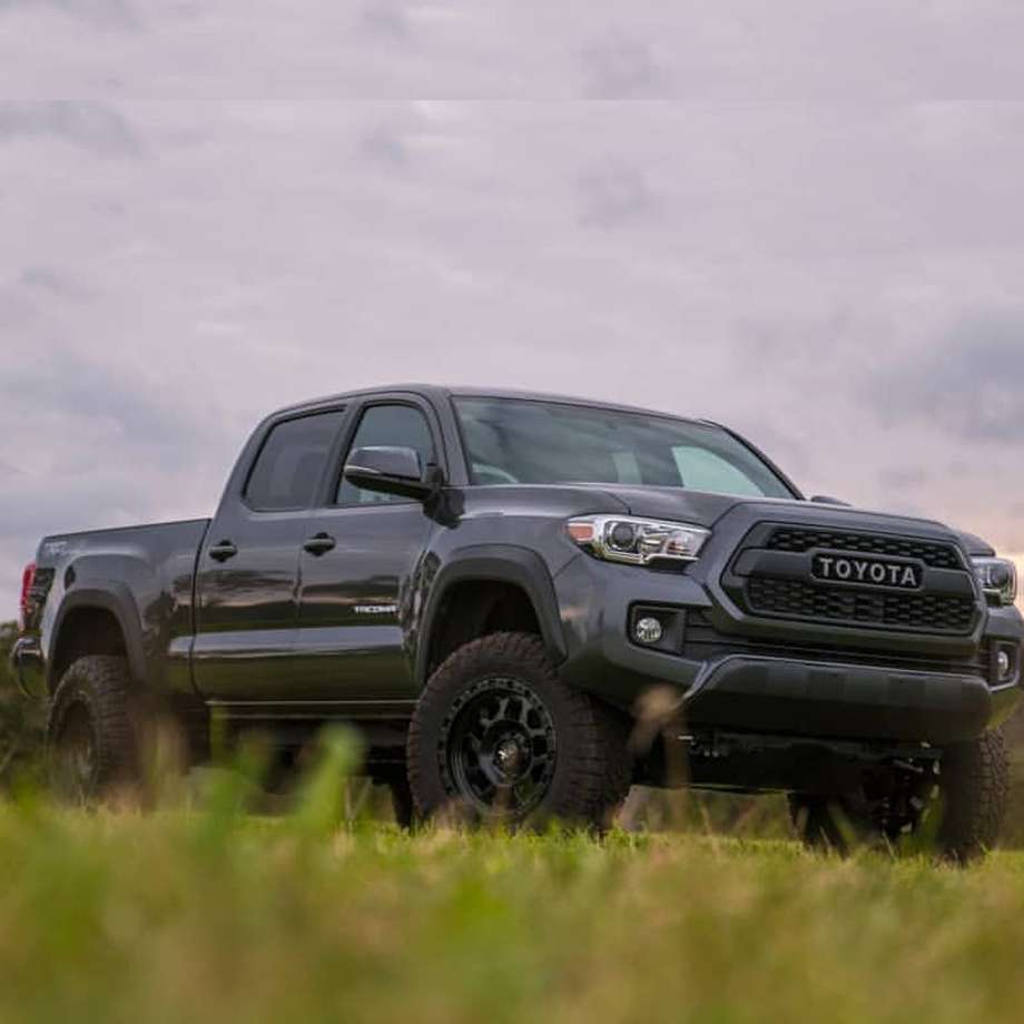 ハイラックス ランドクルーザープラド | ホイール XD132 RG2 サテンンブラック 17X8.0J+25 6X139.7 1本 KMC ...